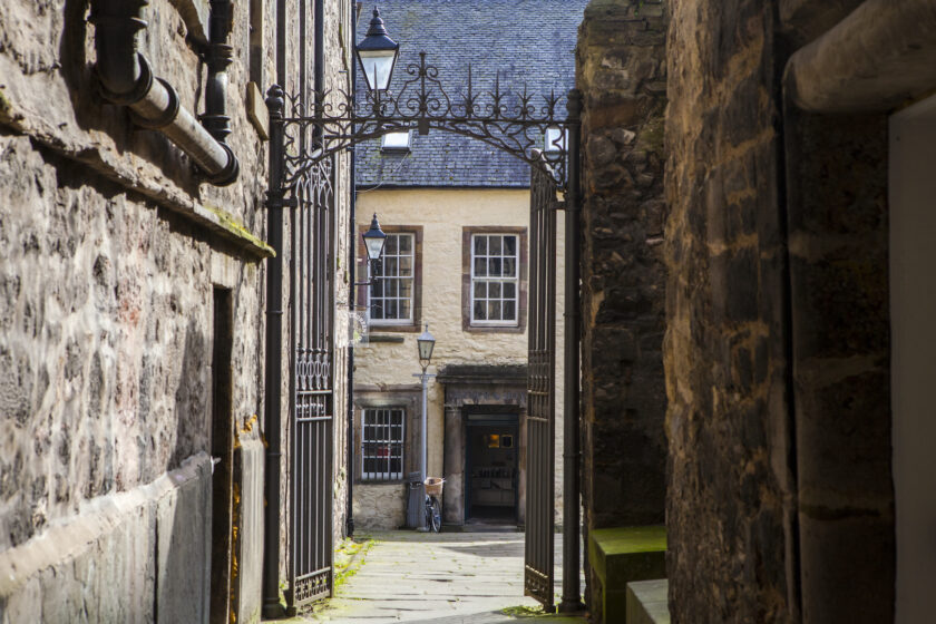 Outlander Locations in Scotland: A Complete Guide + Location Map ...
