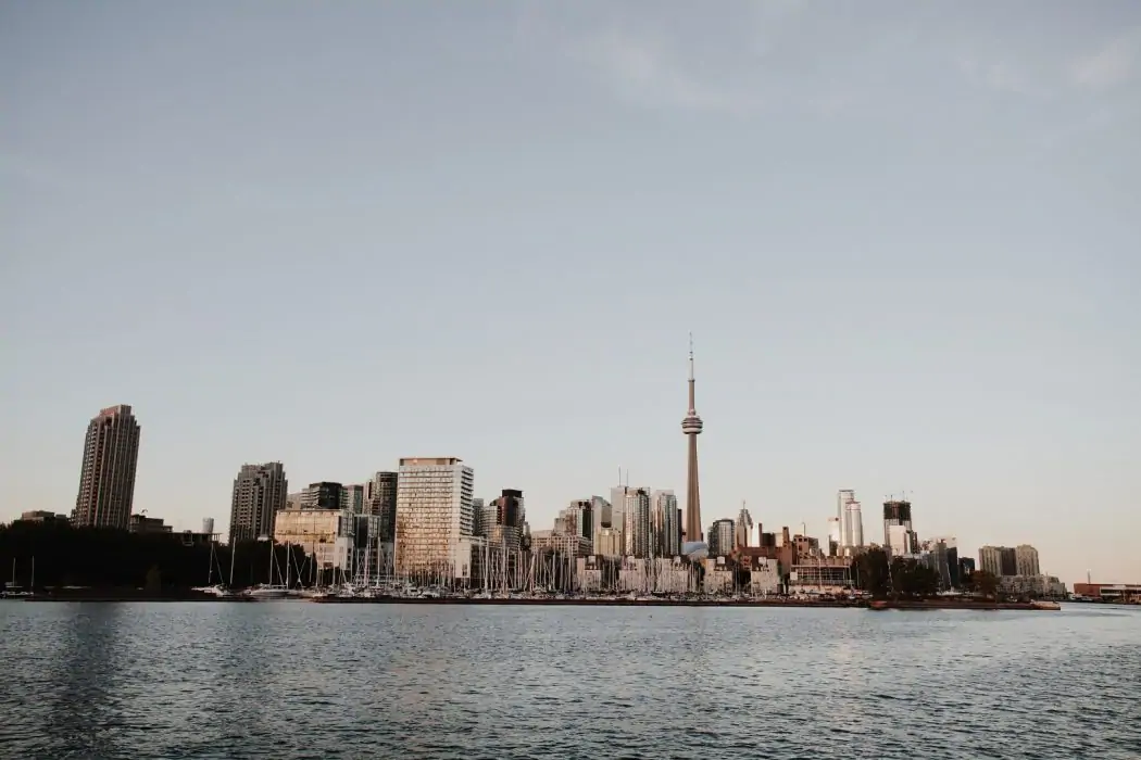 30 Cool Things to do in Toronto, Canda | Watch Me See